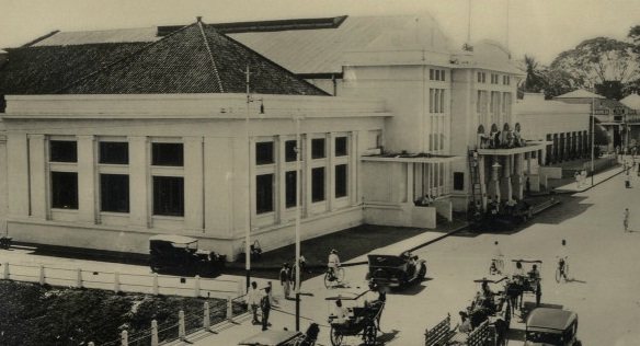 Kota Bandung Adalah Charles Prosper Wolff Schoemaker – lost and wander