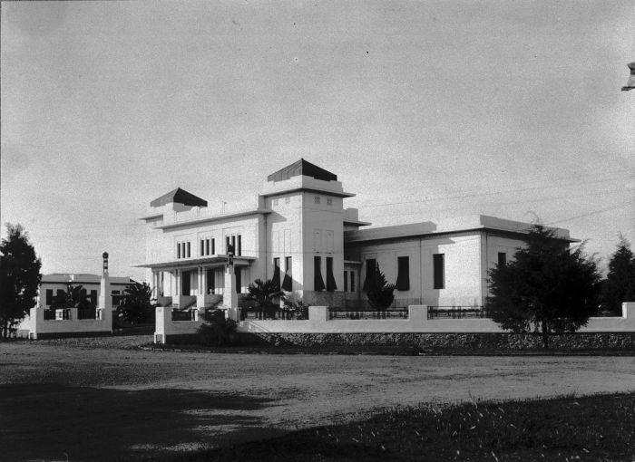 Kota Bandung Adalah Charles Prosper Wolff Schoemaker – lost and wander